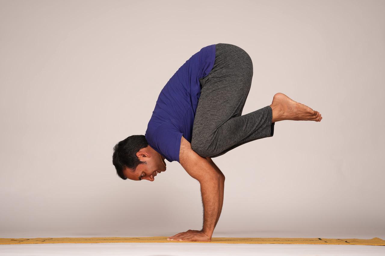300 Hrs Advanced Yoga Teacher Training (Online)- Sri Sri School of Yoga